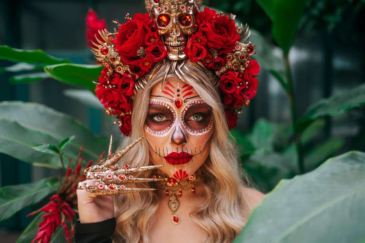 La Catrina Choker, Red Beaded Skull Necklace, Día de los Muertos Jewel ...